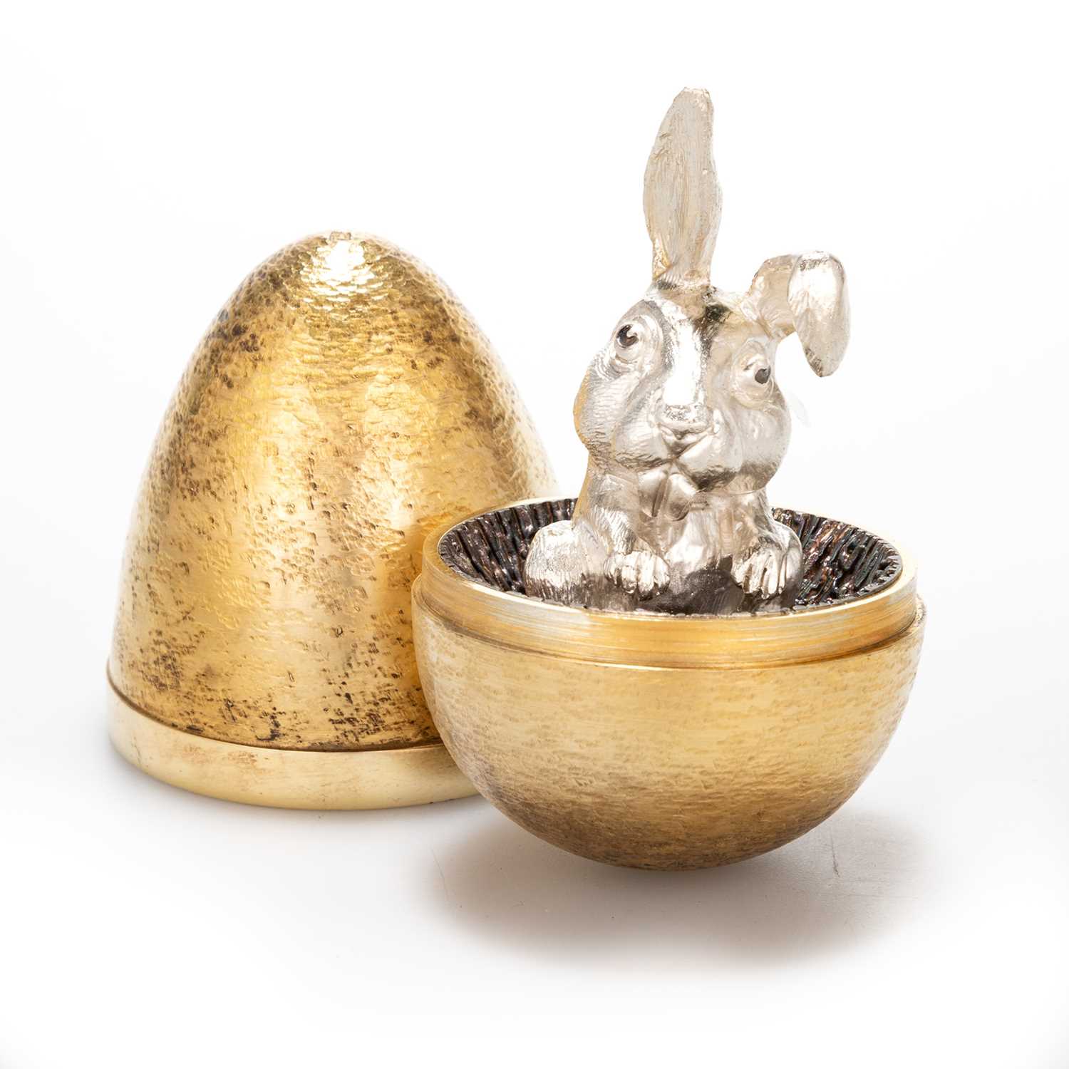 Lot 273 - STUART DEVLIN: AN ELIZABETH II SILVER-GILT