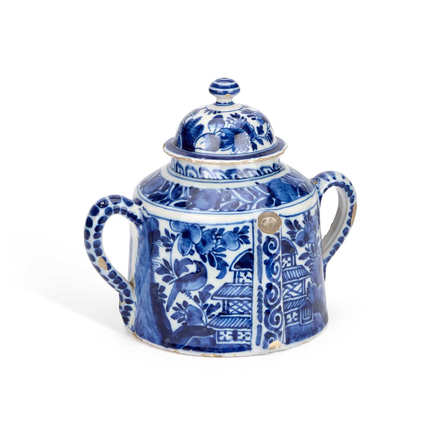 Lot 65 - AN 18TH CENTURY DUTCH DELFT BLUE AND WHITE